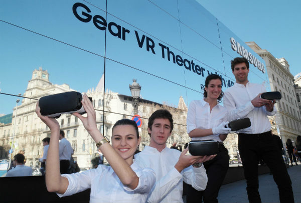 [MWC 2016] 삼성전자, ‘기어VR’ 활용 언팩 행사 진행